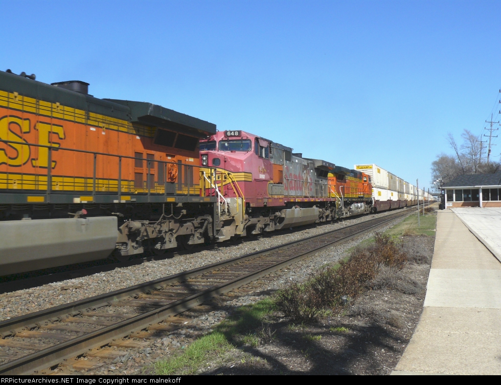 BNSF 648